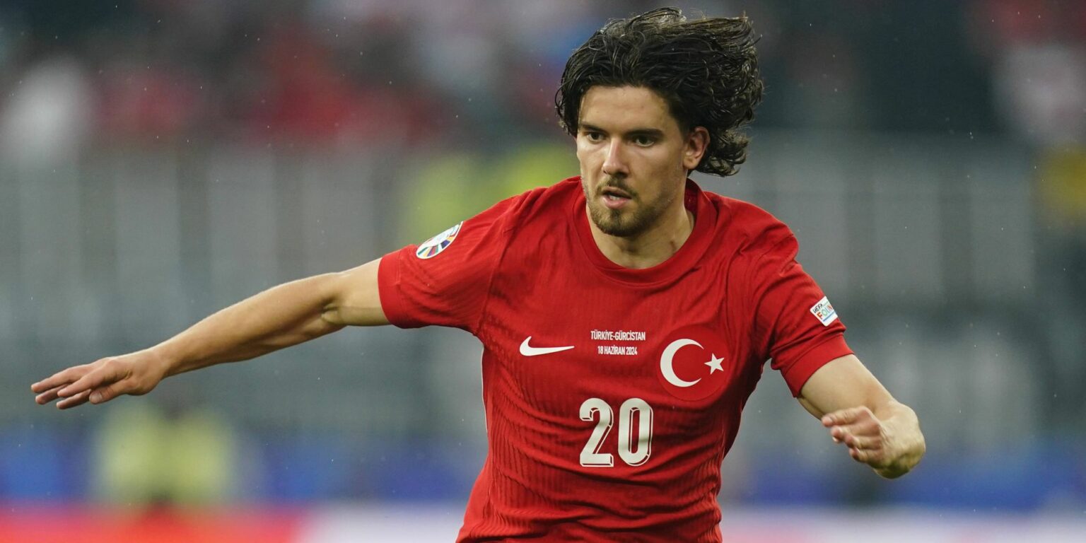 Transfergerüchte: Kadioglu statt Maatsen - BVB auch an IV dran