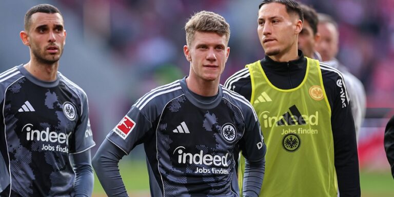 Transfergerüchte: Eintracht-Flop zum HSV? VfB & Bayern im Duell